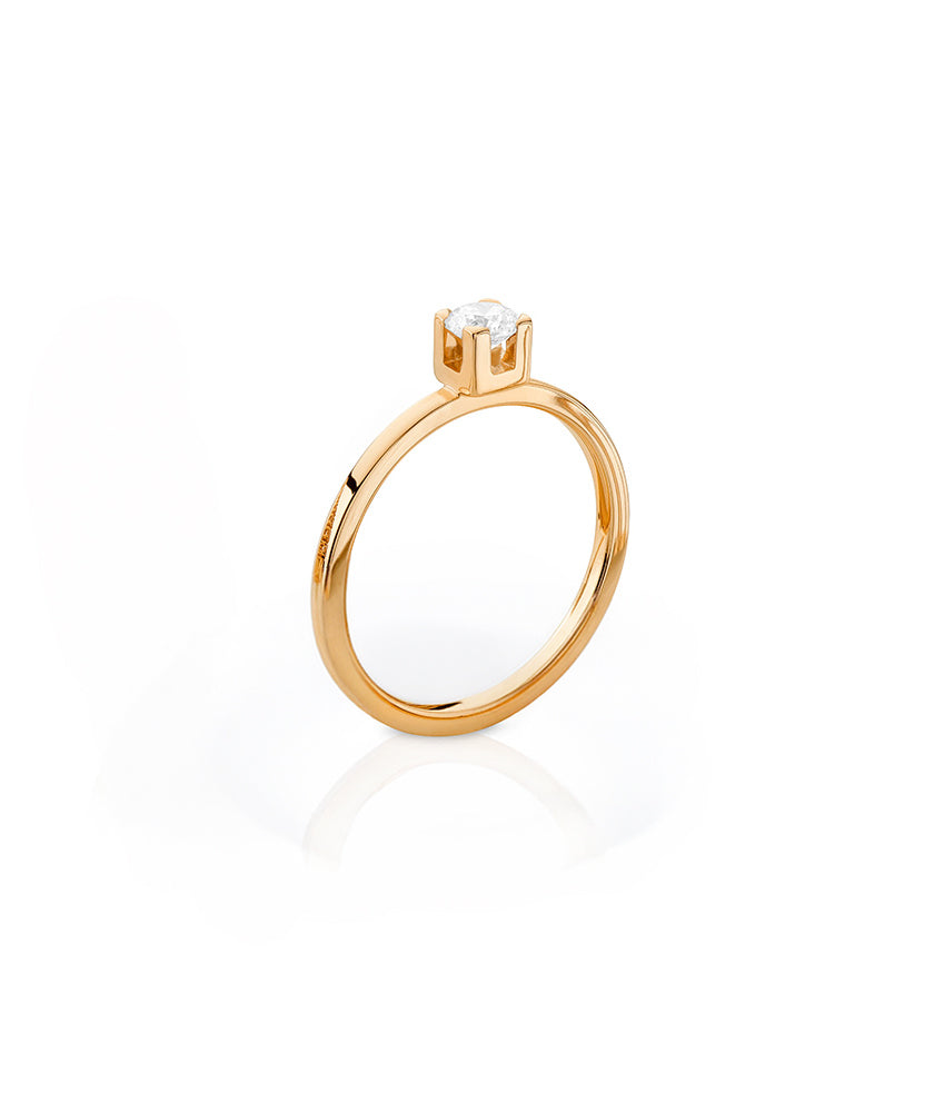 Monet | Timeless diamond wedding/engagement ring in gold – Mila Silver